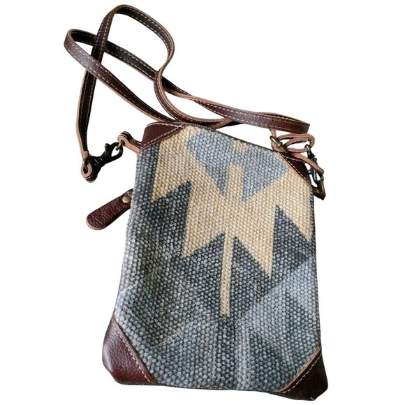 Myra Bag | Bags | Myra Leather Saddle Blanket Canvas Crossbody Shoulder ...